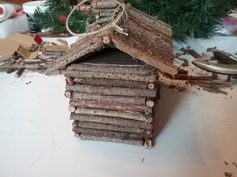 Miniature Log Cabin Christmas Tree Ornament DIY – glassic touch