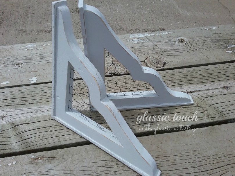Vintage Style Wooden Decorative Brackets DIY Tutorial – glassic touch