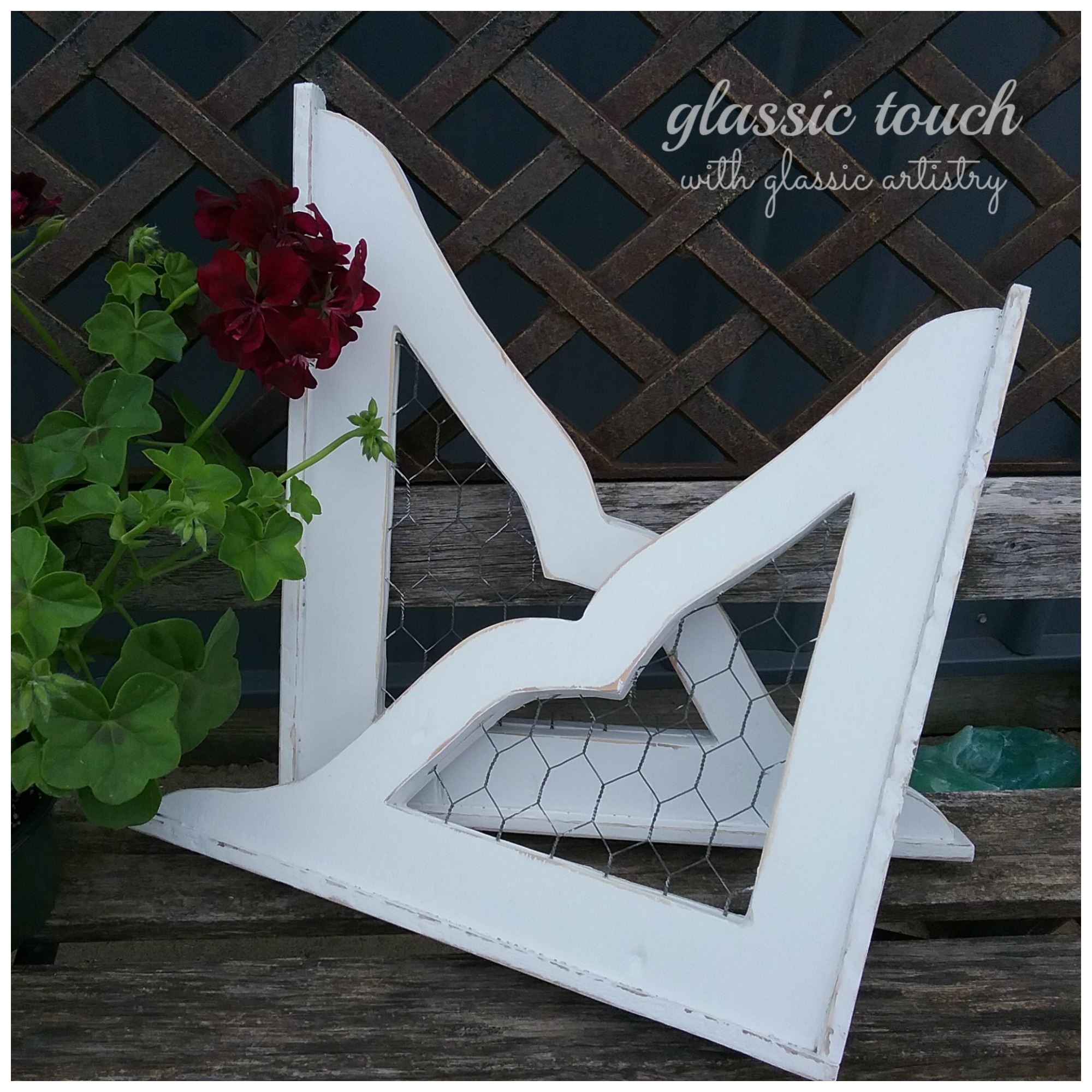 Vintage Style Wooden Decorative Brackets DIY Tutorial – glassic touch